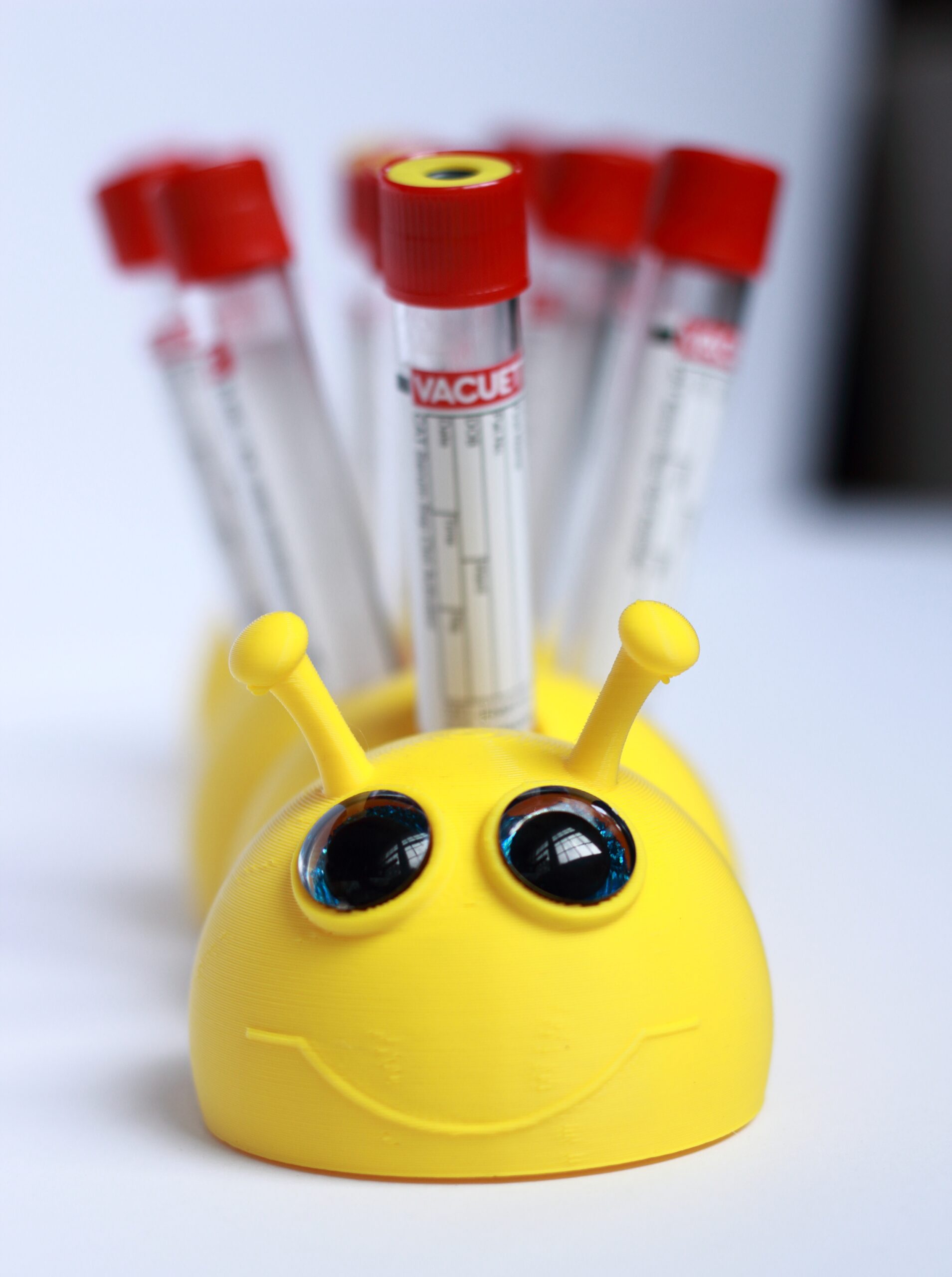 Caterpillar Blood Tube Rack | Schaller Industries